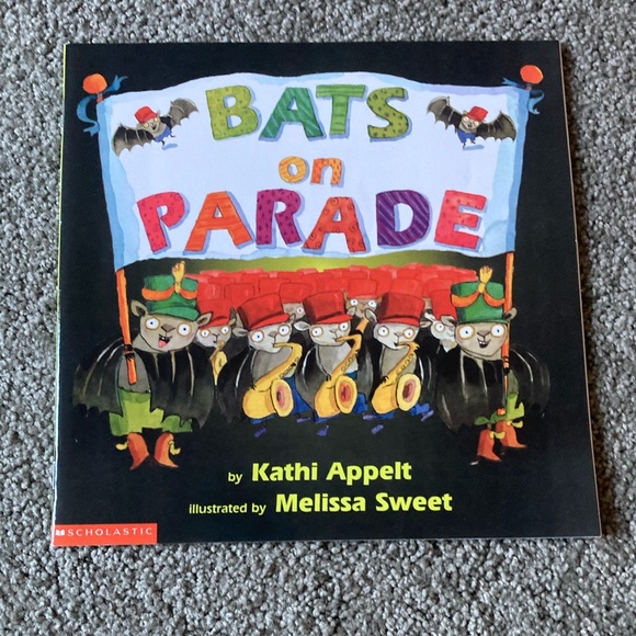 Scholastic | Other | 12 Bats On Parade | Poshmark